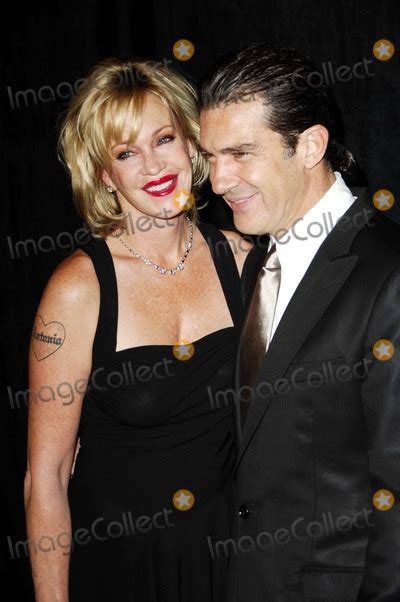 Photos And Pictures Beverly Hills Ca August 18 2006 Ssi Twin Sisters Annie Sorell And