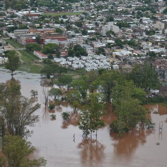 Concordia sufre la peor inundación en 50 años y hay 20 mil evacuados en