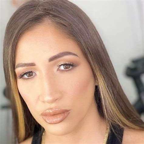 Anuel AA defiende a su nueva novia presuntamente transgénero Tu eres