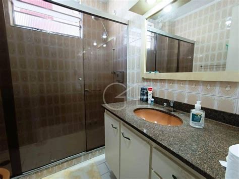 Apartamento na Rua Oswaldo Cochrane Embaré em Santos por R 890 000
