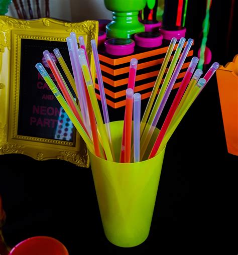 Decorando Arte Lembrancinhas Personalizadas Baladinha Neon