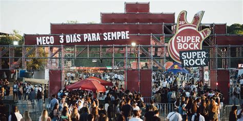 Super Bock Super Rock Três dias de muita música e dança em imagens