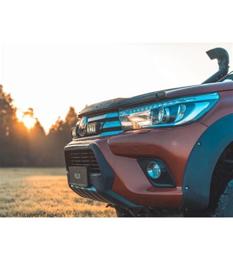 Hilux 2017 Lazer LED Grille Kit GK HILUX 01K