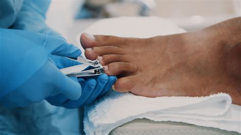 How To Keep Your Toenails Healthy Tips From The Toe Bro