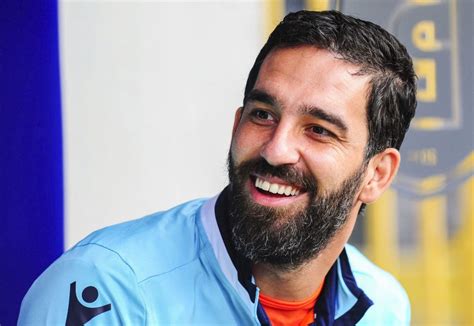 Officiel Arda Turan Fait Son Retour Au FC Barcelone