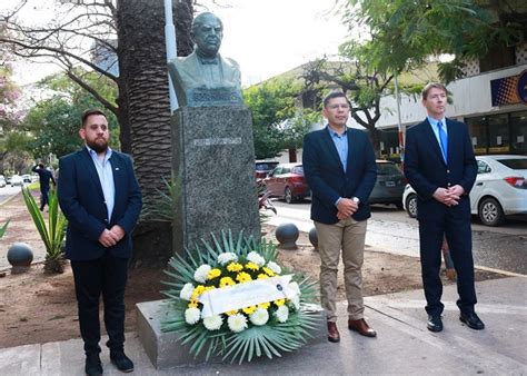 Resistencia Brindo Un Homenaje A Domingo Faustino Sarmiento En El Dia