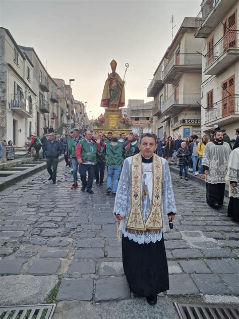 San Cataldo Partecipati I Festeggiamenti Patronali Presente Il Vescovo