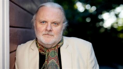 El Premio Nobel De Literatura Fue Otorgado Al Autor Noruego Jon