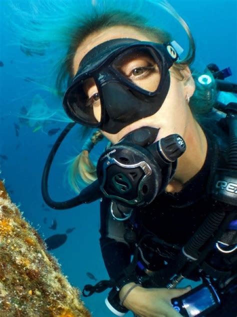 Pin On Scuba Diving Women 6