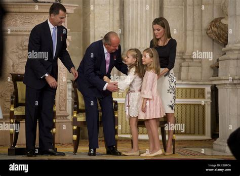 Madrid Spagna Il 18 Giugno 2014 La Principessa Letizia Di Spagna