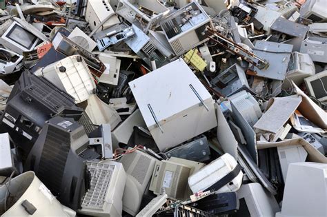 Déchets électriques et électroniques les dessous du recyclage