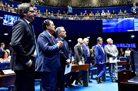 Congresso derrota governo e derruba veto de Lula à desoneração da folha