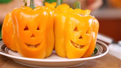 How To Make Jack O Lantern Stuffed Peppers Kin Parents Season