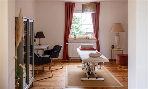 Praxis für Physiotherapie und Osteopathie Heilpraktikerin Silvia