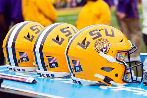 Ncaa Lsu Usc Part Of College Football Coaching Carousel Video