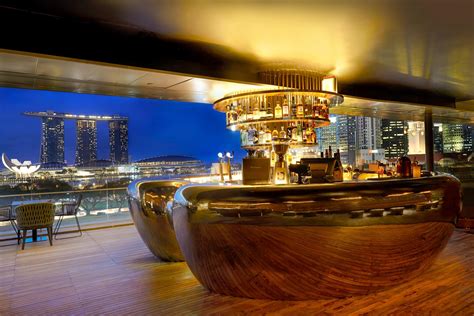 Best Bars In Singapore For Delicious Drinks