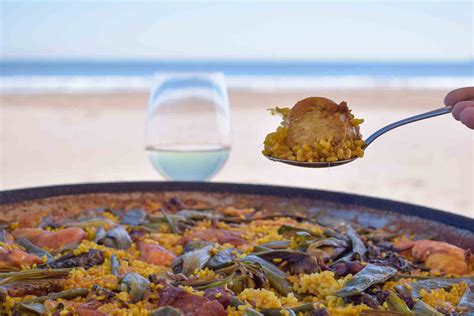 La Paella Valenciana Como Dios Manda Restaurante Luz De Luna