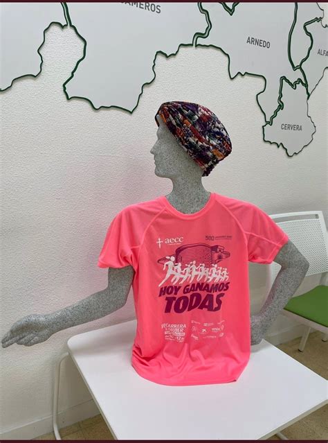 Presentada la camiseta oficial de la VI edición de La Carrera de la