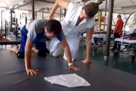 Aluno atingido por aparelho em academia no Ceará já consegue engatinhar
