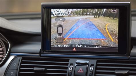 Cómo instalar una cámara trasera en el coche Carwow