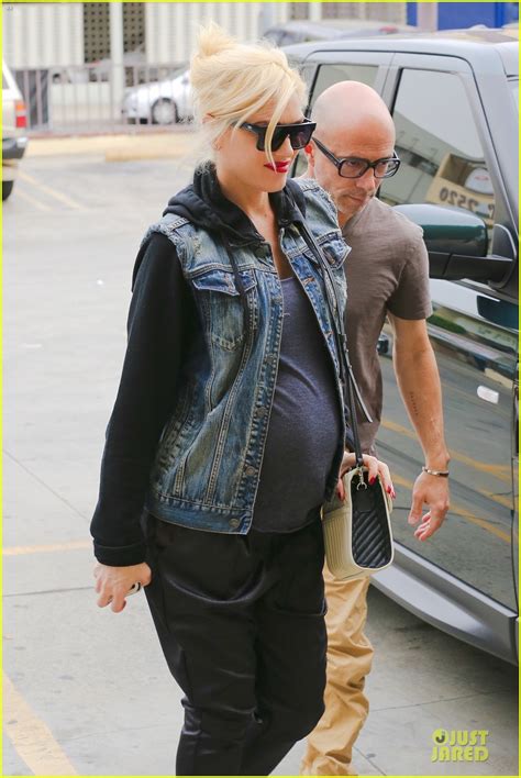 Gwen Stefani Happy 33rd Birthday Alicia Keys Photo 3040007 Gwen