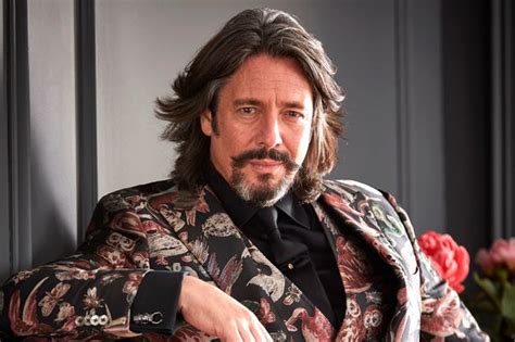 Laurence Llewelyn Bowen Net Worth Age Height Weight Early Life