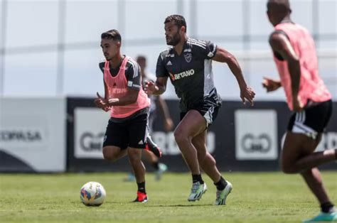 Atlético MG avalia nomes do sub 20 para reforçar o time profissional