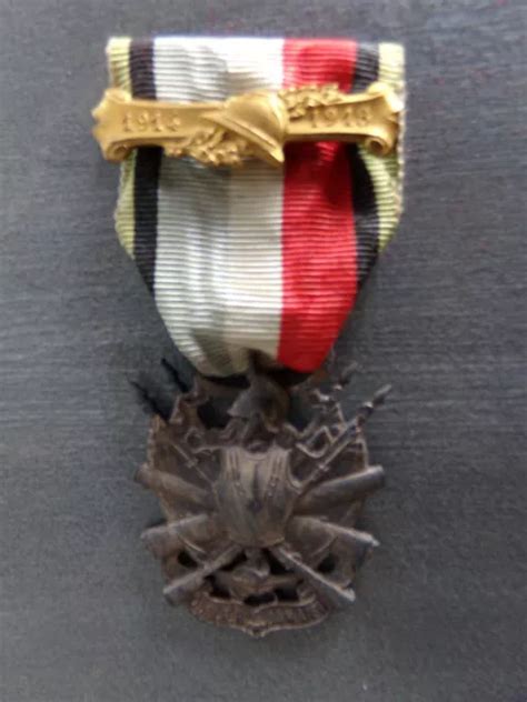 MÉDAILLE DES VÉTÉRANS de la Guerre 70 71 avec barrette 14 18 EUR 15 00