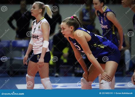 Turk Hava Yollari Vs Fenerbahce Opet Turkish Sultans League Match