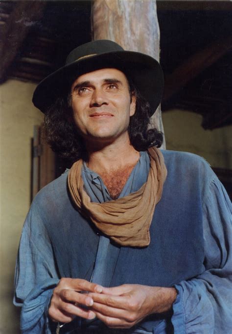 Na estrada novo álbum Almir Sater relembra Aparício em O Rei do Gado