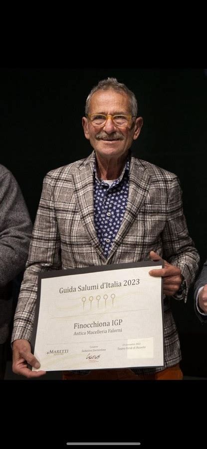 La Finocchiona IGP DellAntica Macelleria Falorni Premiata Con 5 Spilli