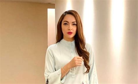 Raisa Broto Asmoro Ngakang Bugil