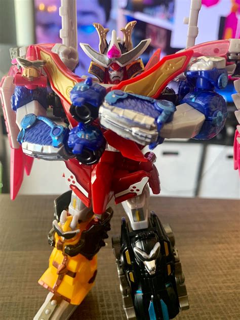 SentaiFive 戦隊ファイヴ on Twitter RT ShinkenRed813 Look at your