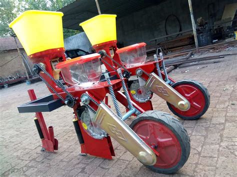 Farm Equipment Tractor Mounted Two Row Corn Planter China Planter