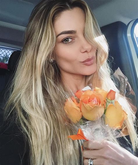 Karina Flores Pictures Images