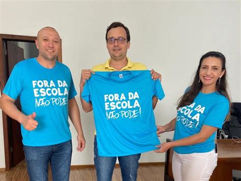 Indaial adere à iniciativa Fora da Escola Não Pode para combater a