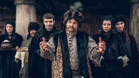 1670 Review Bartłomiej Topa Triumphs in This Office Style Deadpan