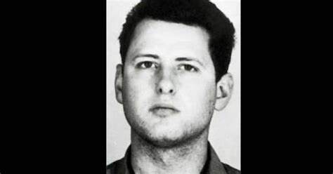 Nuestro Mundo Interesante Con Los Ojos De Un Inmigrante Detenido En