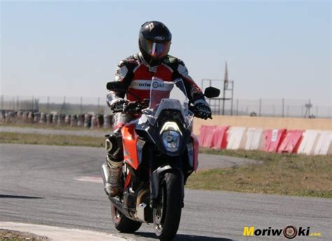 Cómo actuar ante una Frenada de Emergencia en Moto