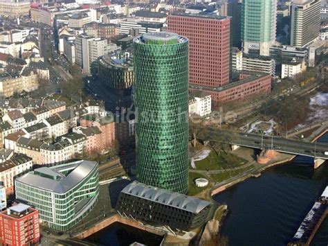 Frankfurt am Main aus der Vogelperspektive Büro und