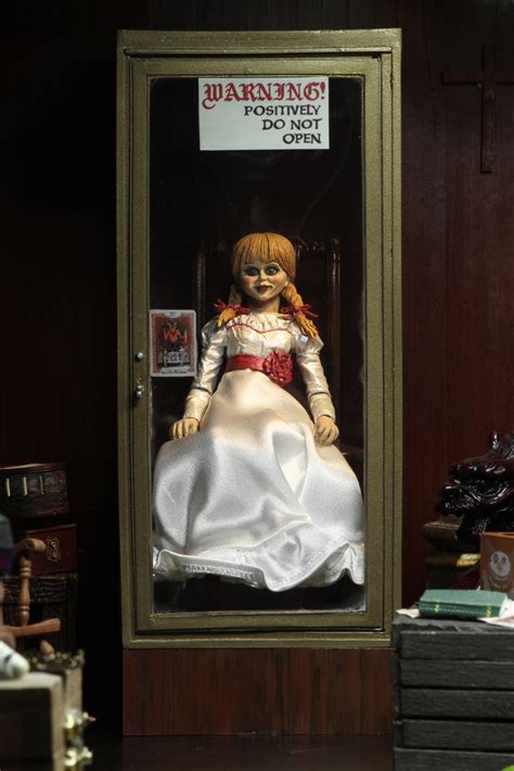 The Conjuring Universe Scale Action Figure Ultimate Annabelle