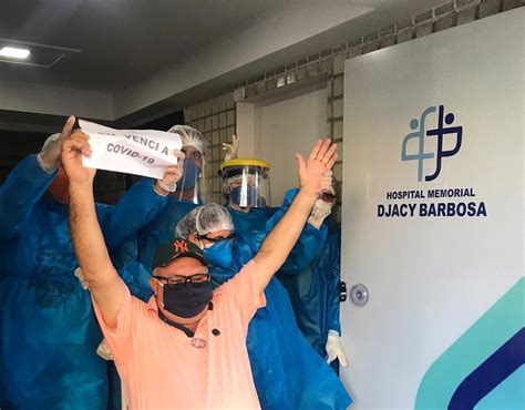 Vídeo Covid 19 nove pacientes do Hospital Afra Barbosa recebem alta