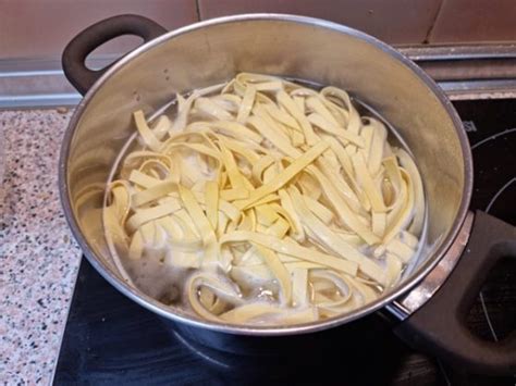 Fettucine con salsa Alfredo la auténtica Receta de Sergio