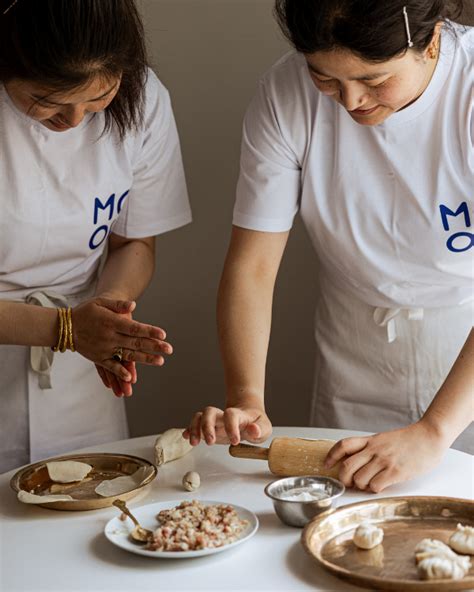 Learn How To Make Nepalese Momo At Eat Momo