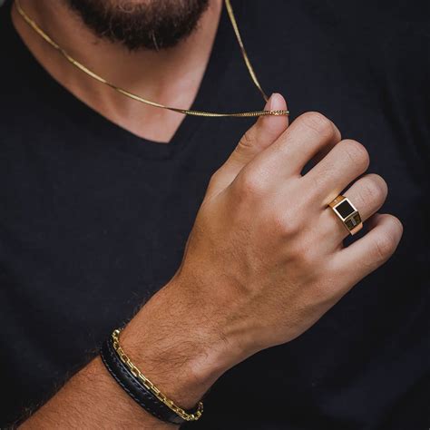 Anel De Ouro 18k Masculino Onix Quadrado Diamantes An33587 Joias
