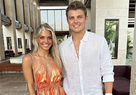 Zach Wilson S Girlfriend Turns Heads During Monday Night Football The