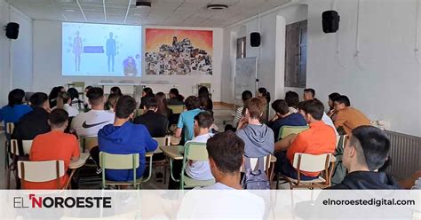 La concejalía de igualdad de Cehegín desarrolla talleres de