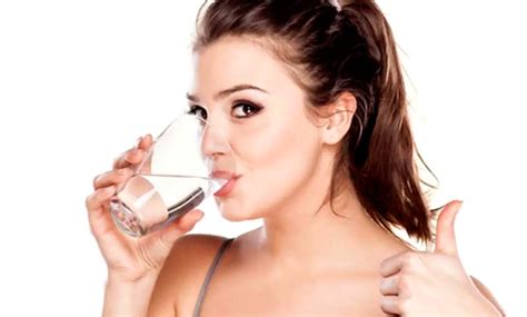 Conoce Los Grandes Beneficios De Tomar Agua Tibia En Ayunas