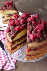 Naked Cake Con Crema Al Cioccolato E Lamponi Profumo Di Cannella E