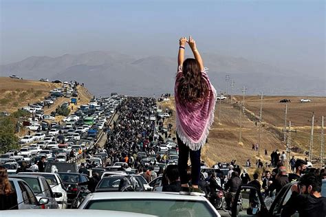 Mort De Mahsa Amini En Iran Des Manifestations Pour Marquer Les
